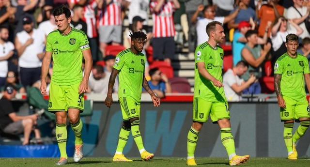 Friday briefing: Manchester United and TeamViewer set to end shirt ...